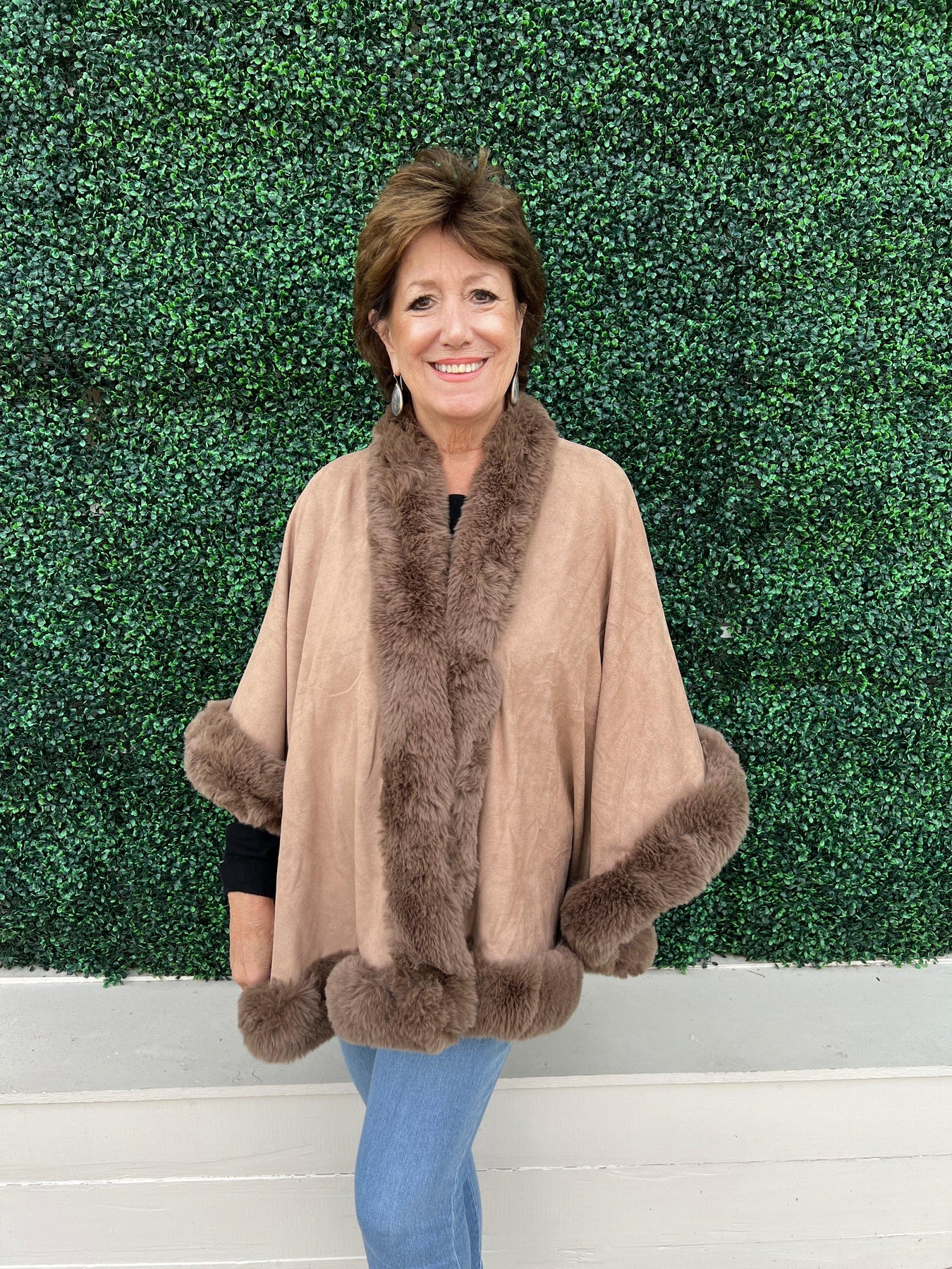 Suede Faux Suede Fur Edged Cape – Très Chic Boutique